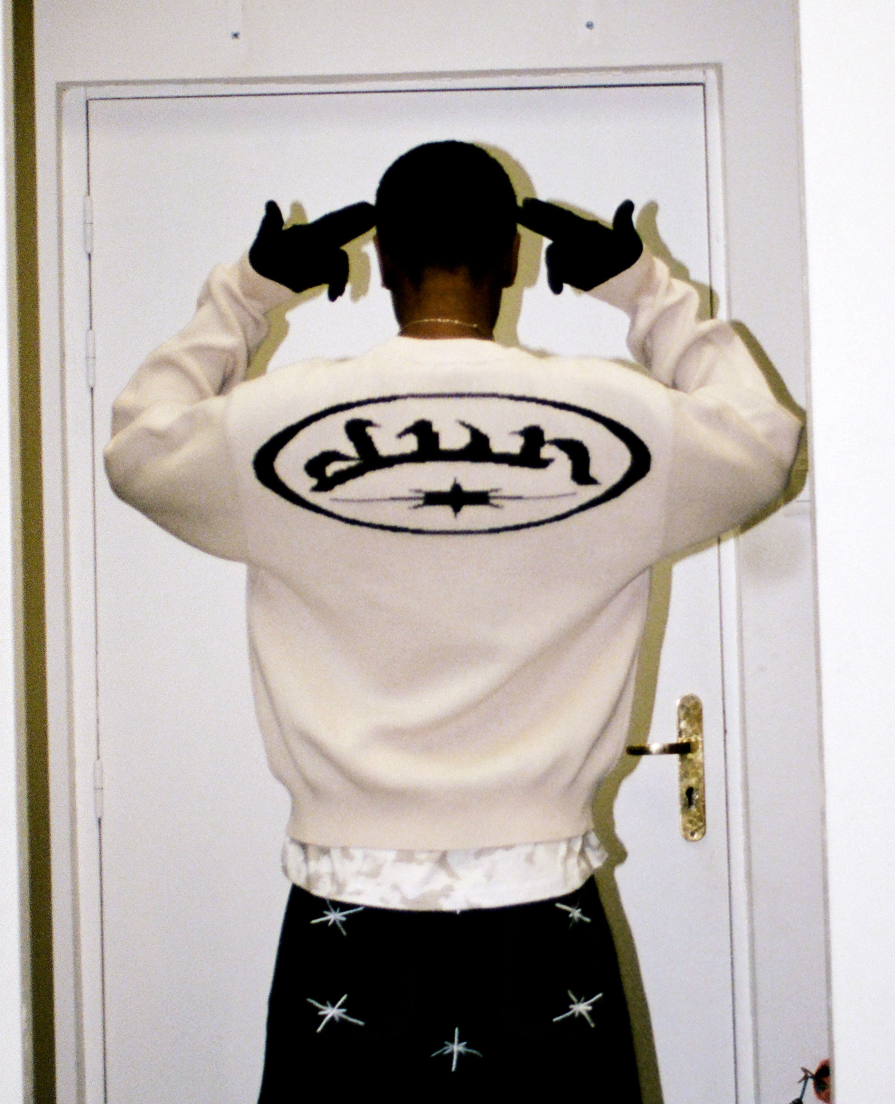 DIVINBYDIVIN | Sand Knit Sweater - Bold Streetwear Energy